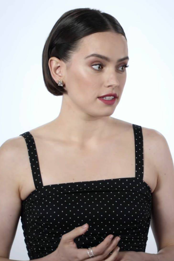 She Looks So Cute Scrolller 3363