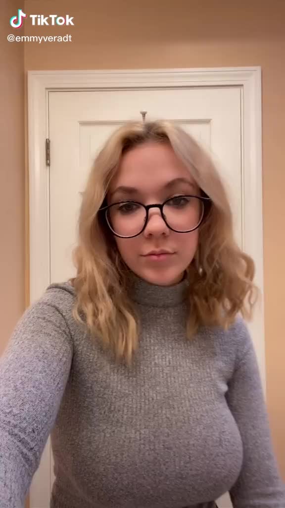 She needs a permit to carry lethal weapons for those | Scrolller