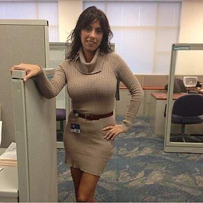 😅 she really can’t hide them | Scrolller