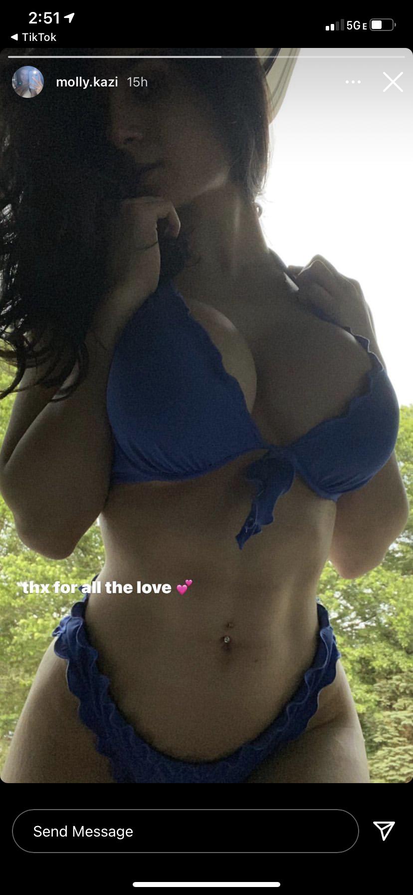 She’s so fuckin hot | Scrolller