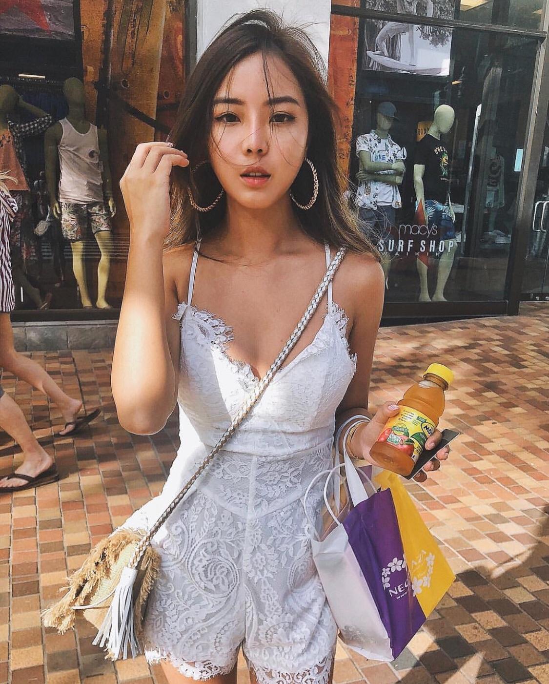 She’s too good to be true | Scrolller