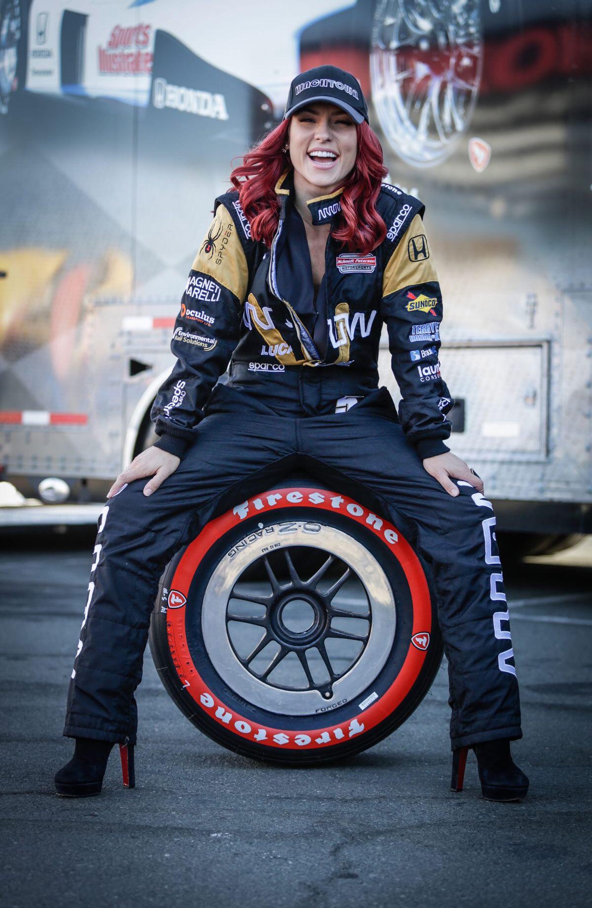 She starts my engine!!! | Scrolller