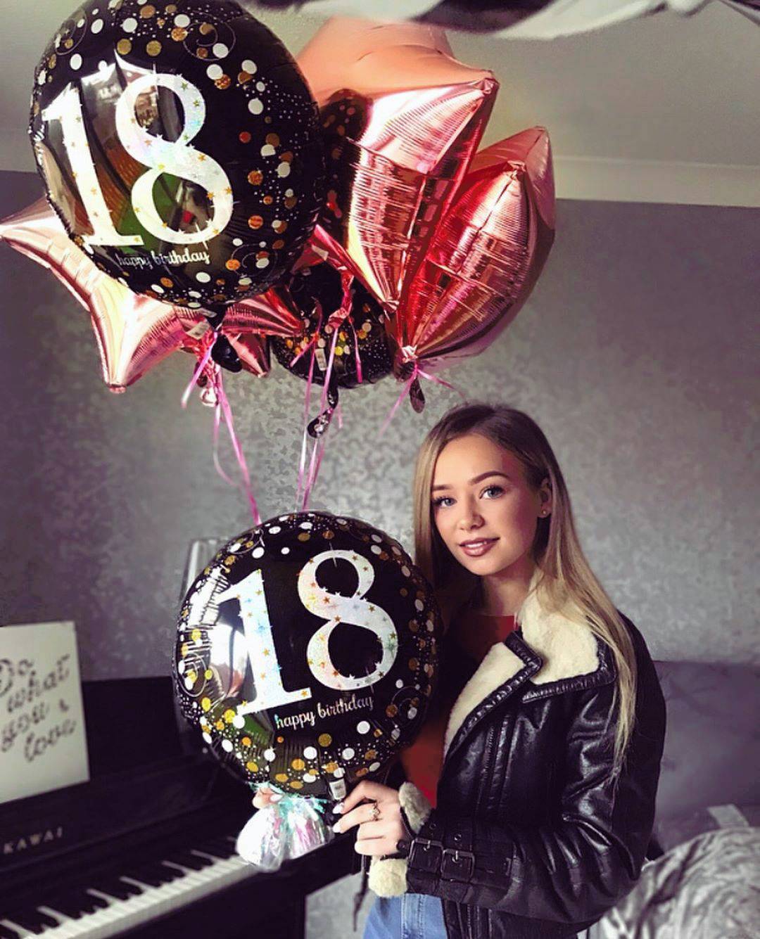 She's 18! | Scrolller