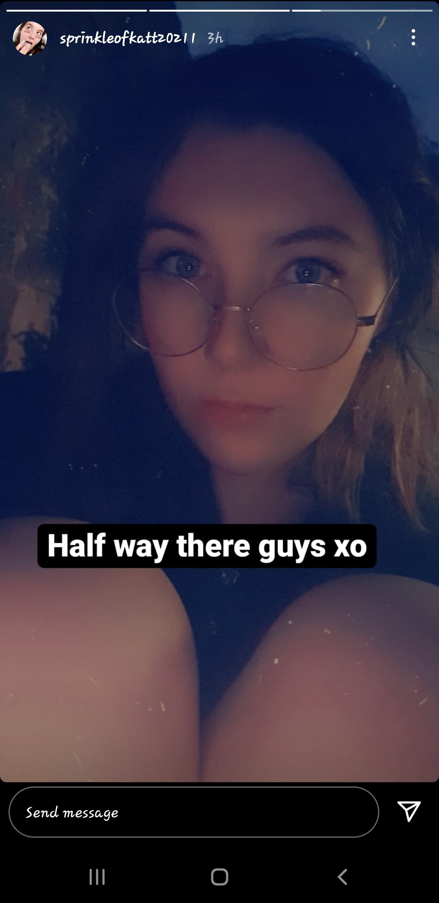 shes 30 away | Scrolller