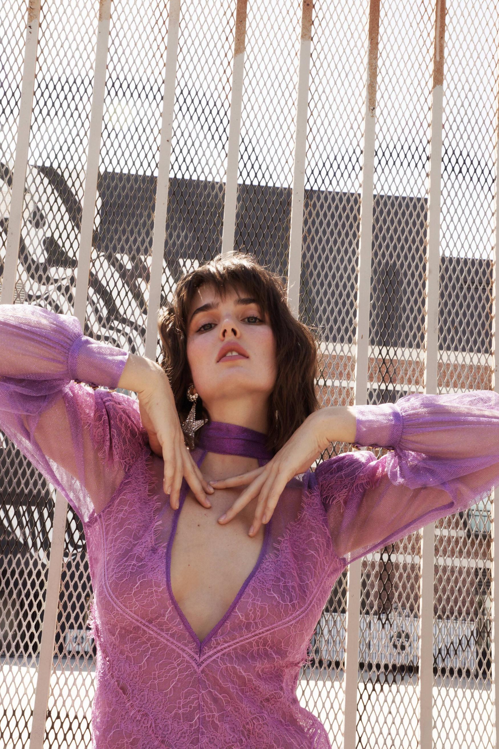 She's Flirtatious | Scrolller