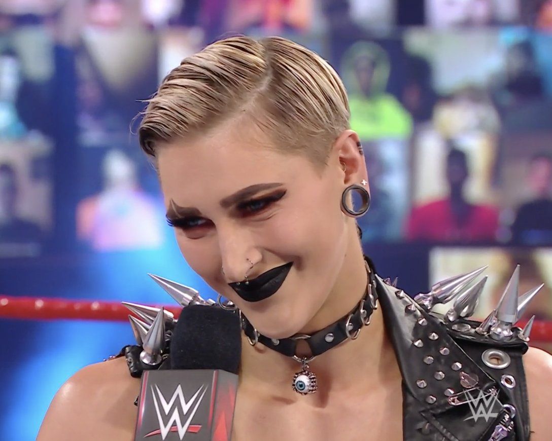 She's here | Scrolller