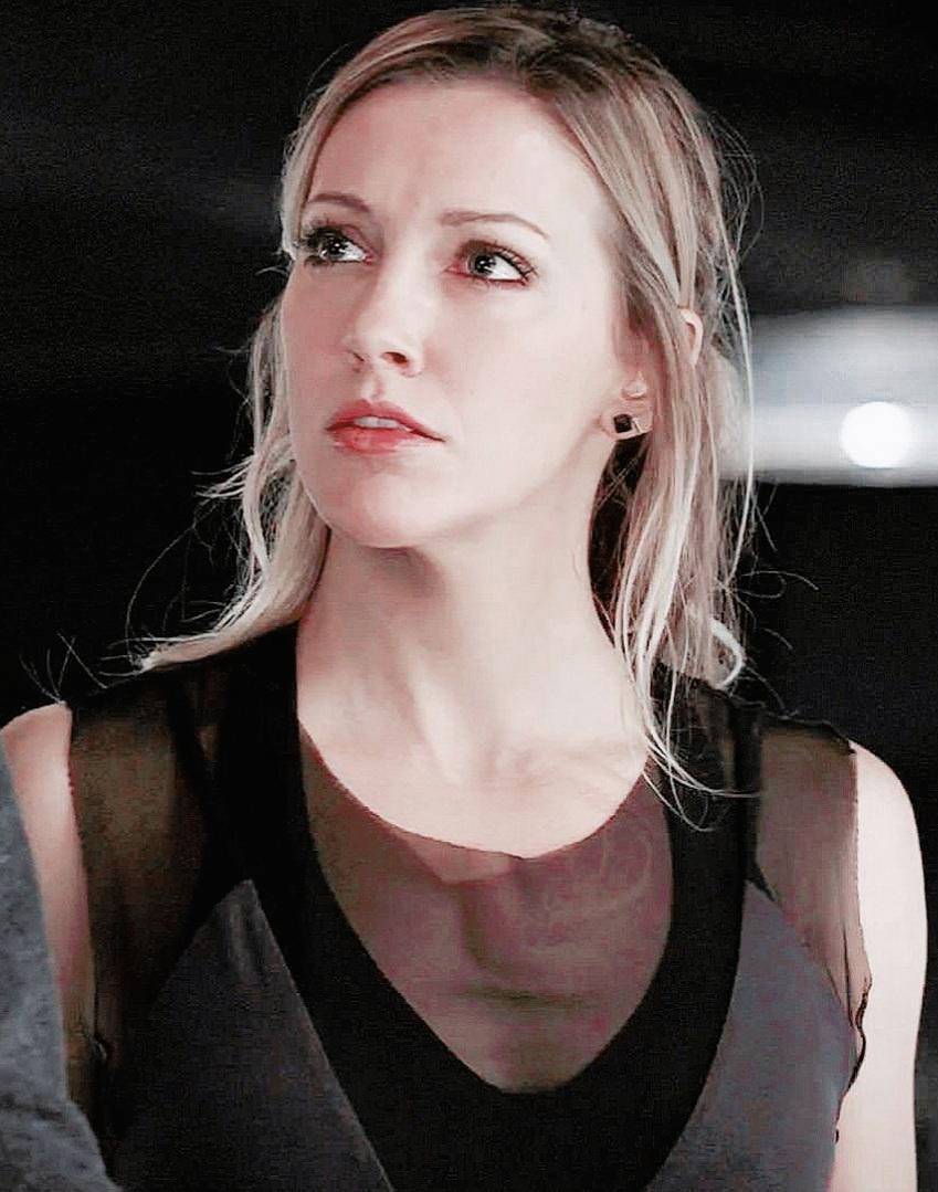 Shes Just So Gorgeous Scrolller
