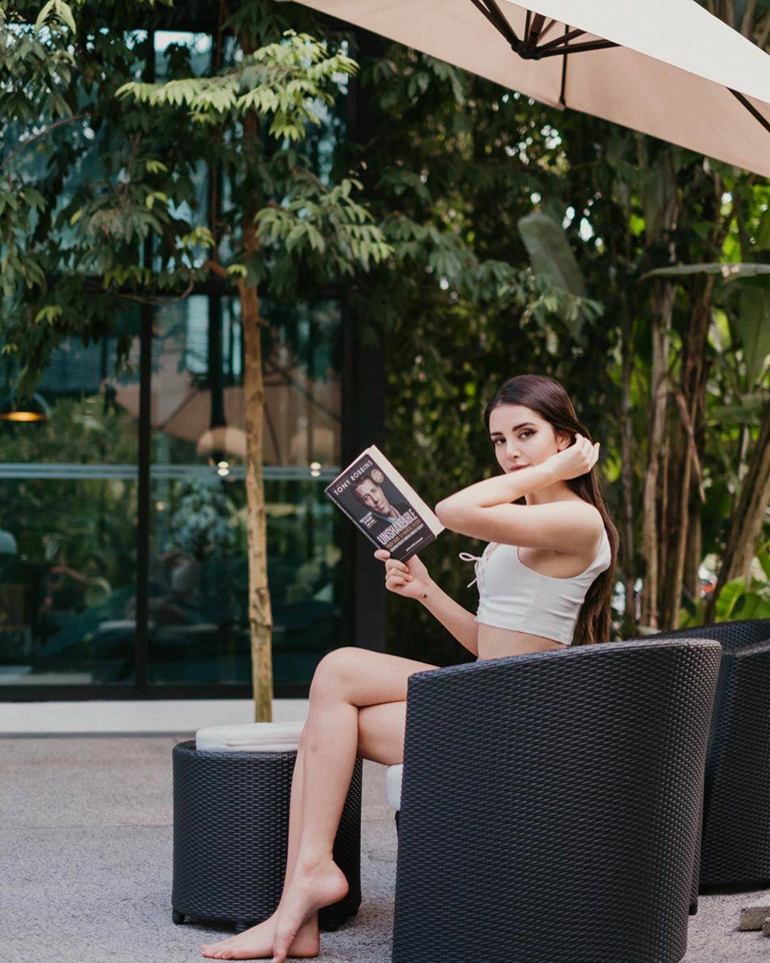 She's Utterly Flawless | Scrolller