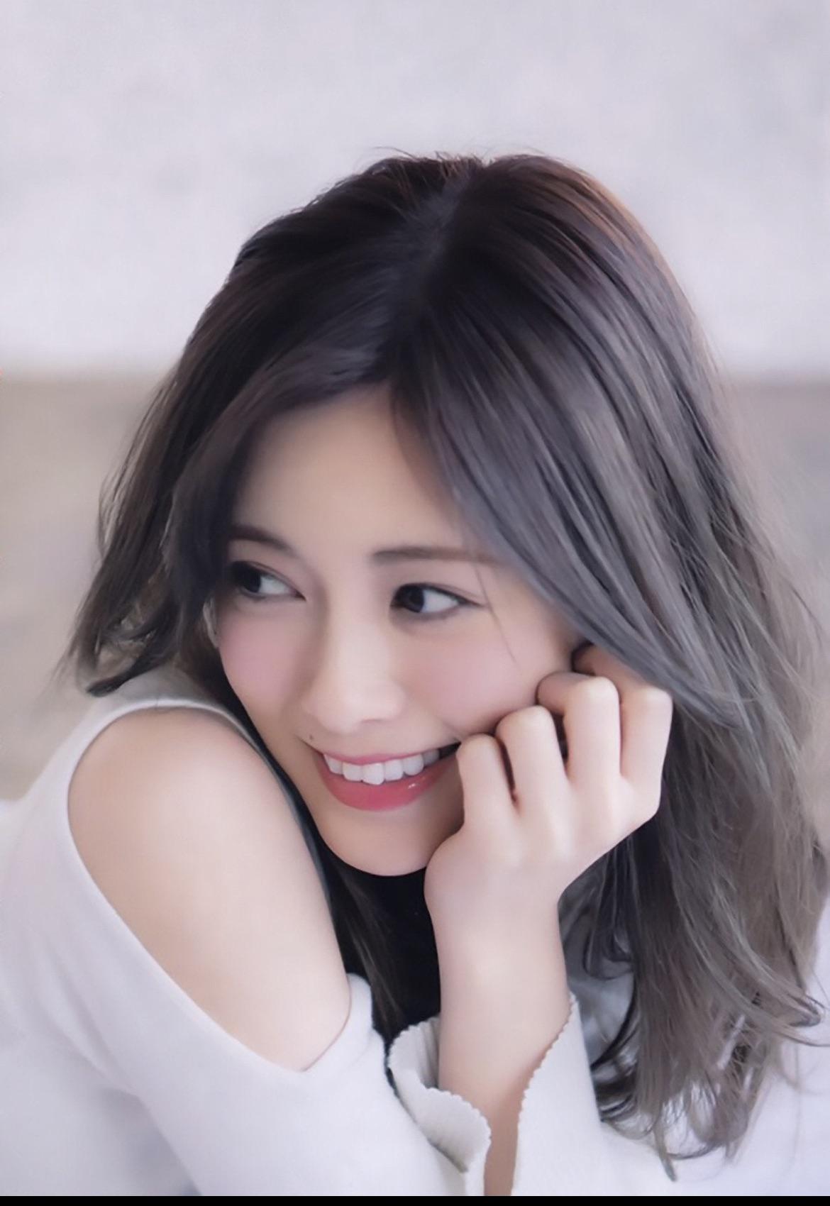 Shiraishi Mai | Scrolller