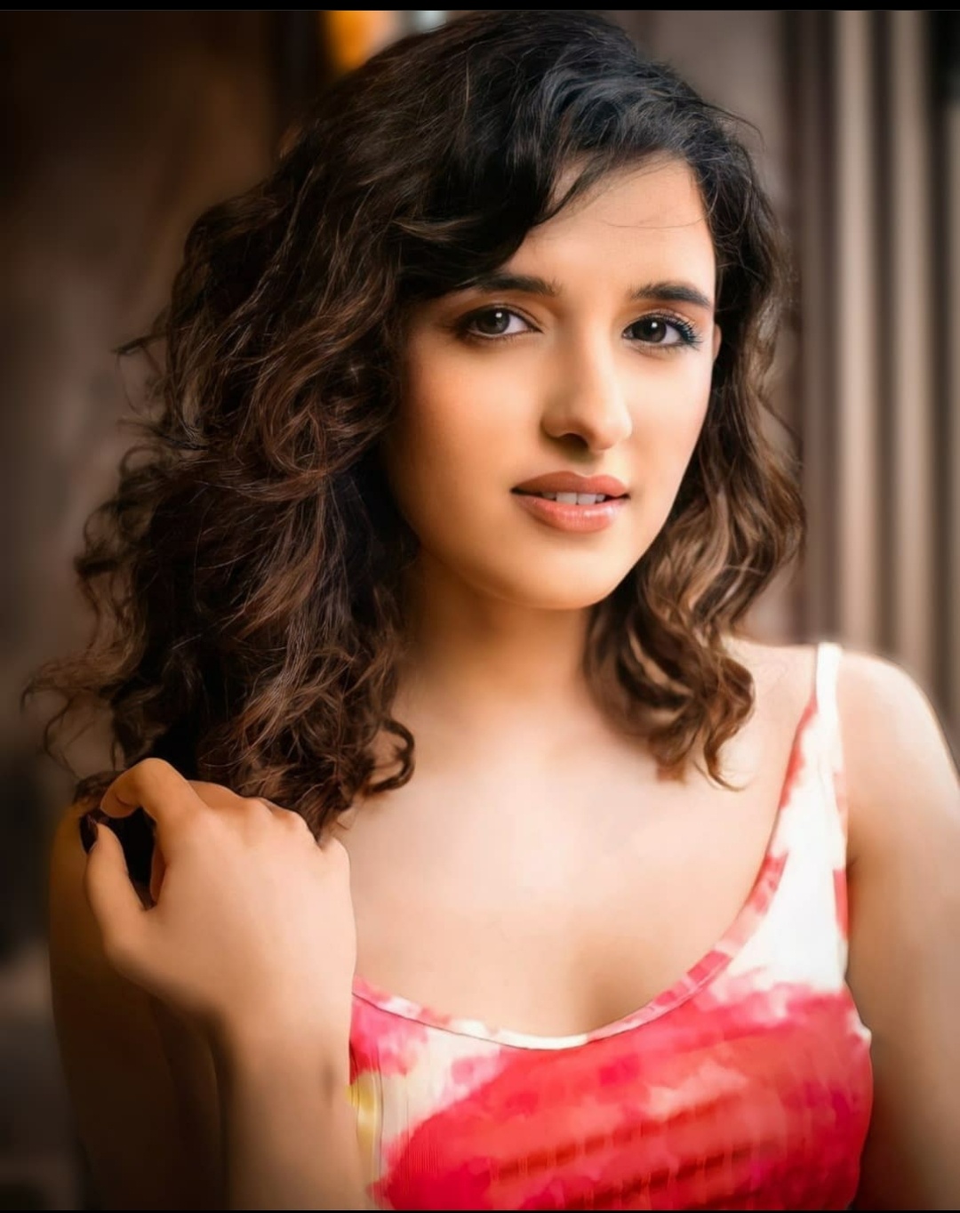 Shirley Setia | Scrolller