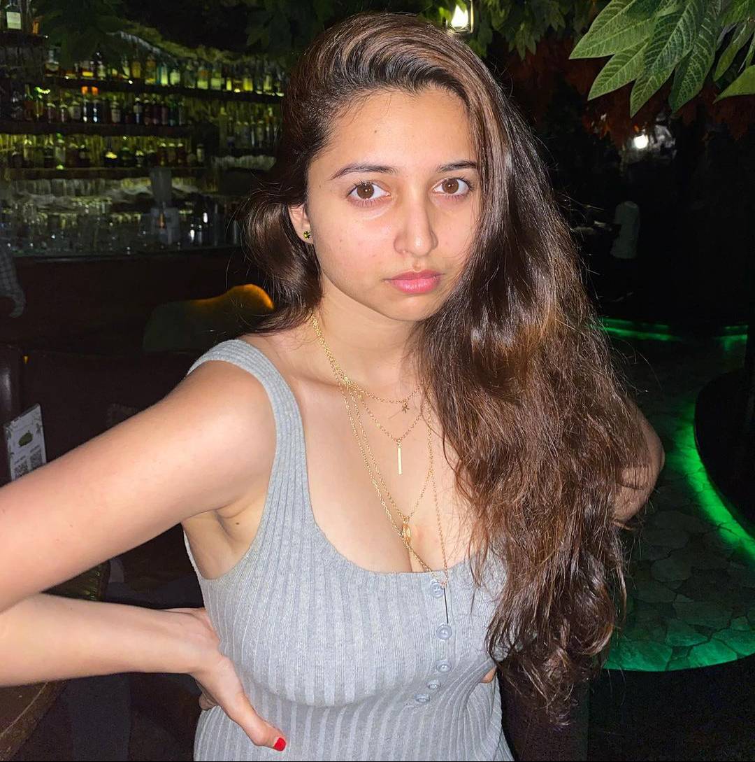 Shivani Pal | Scrolller