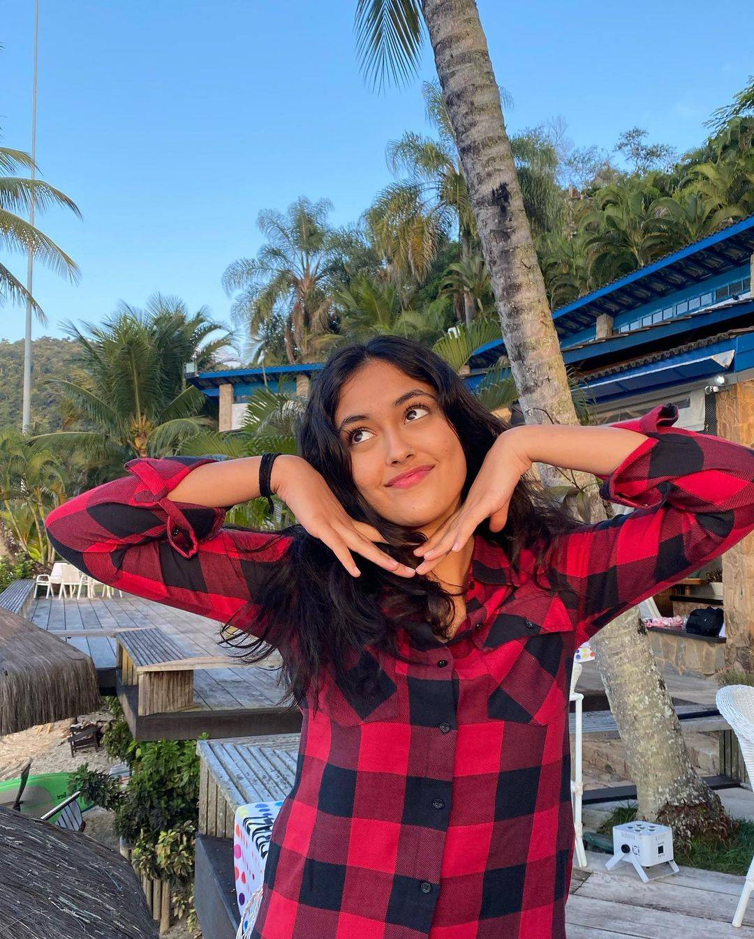 Shivani Paliwal | Scrolller