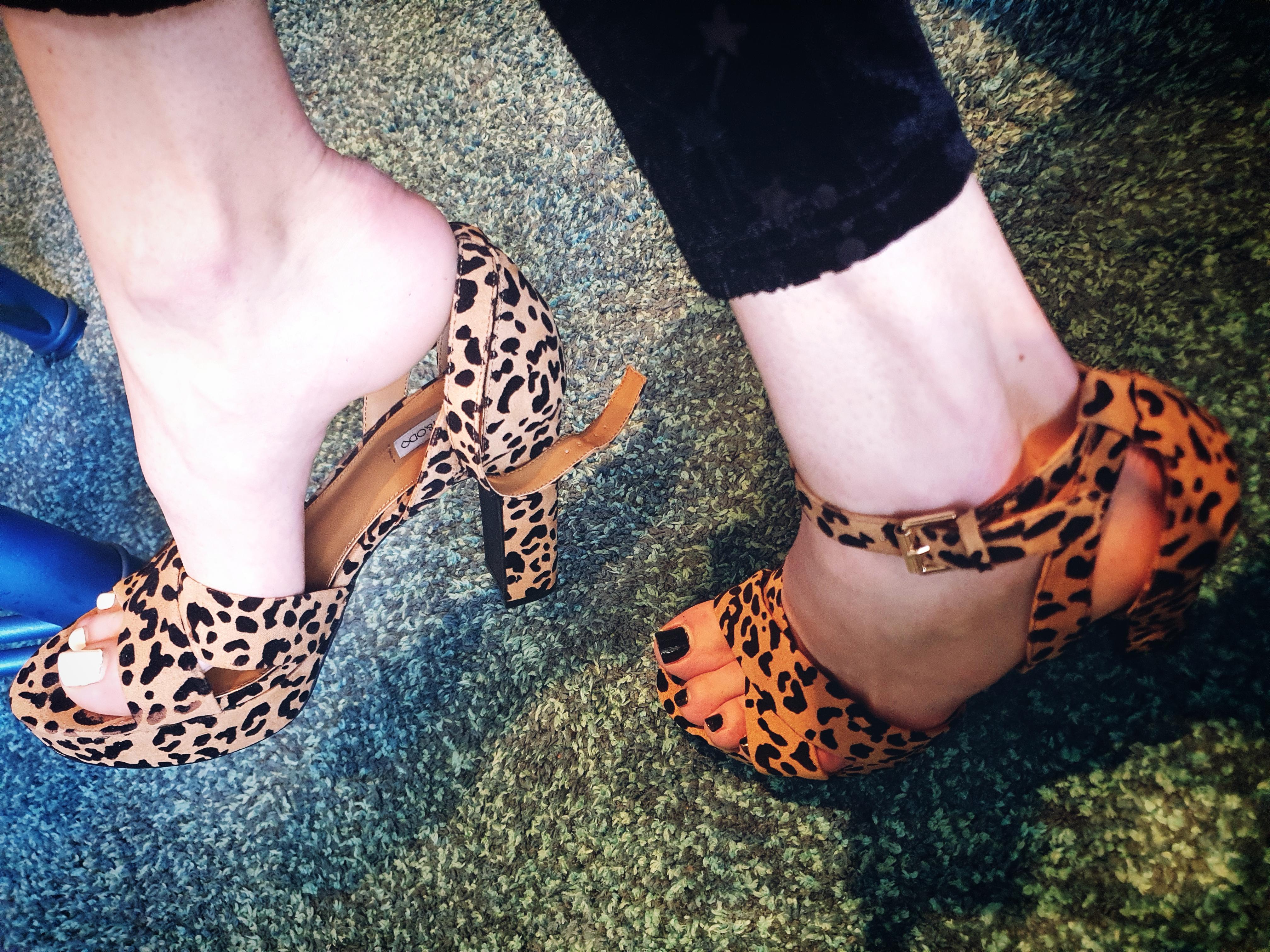 ] ShOePlAy AnYoNe?¿ [ | Scrolller