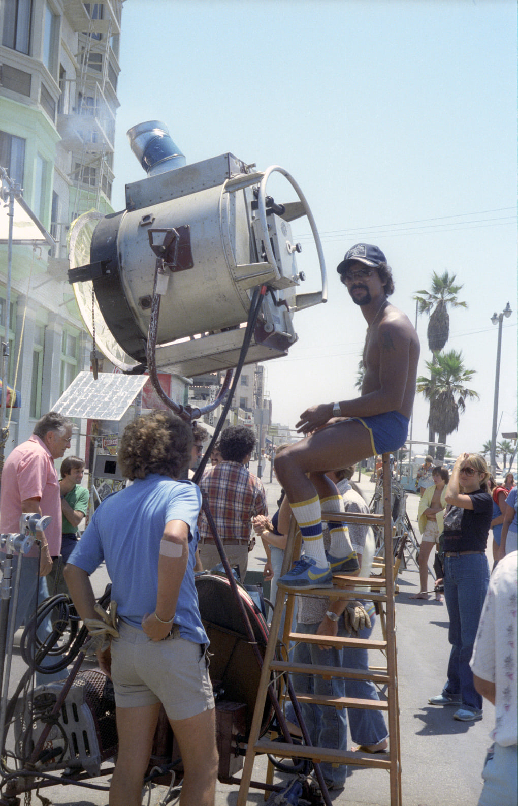 Shooting on location in Venice Beach, CA 1983 | Scrolller