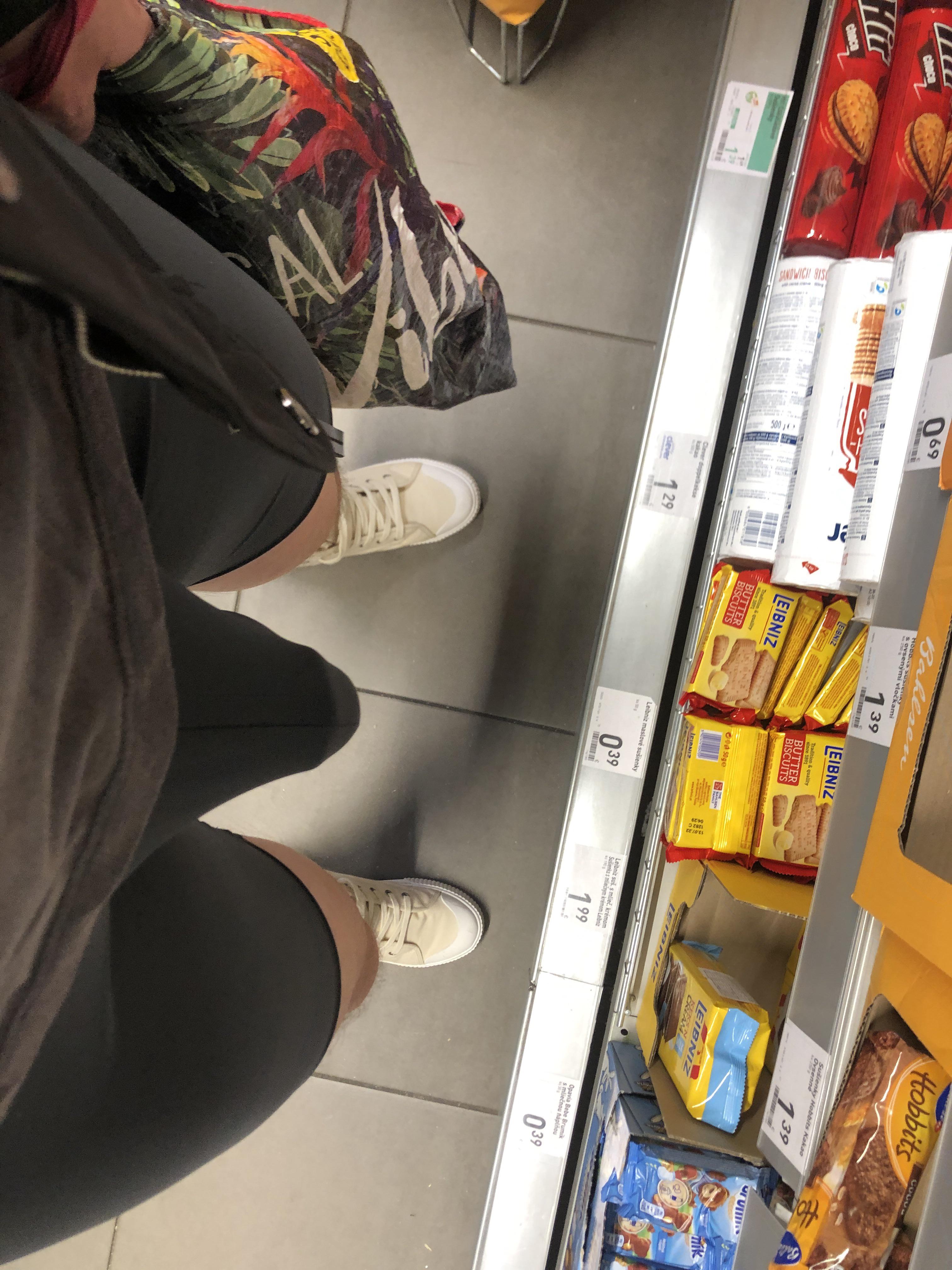 Shopping | Scrolller