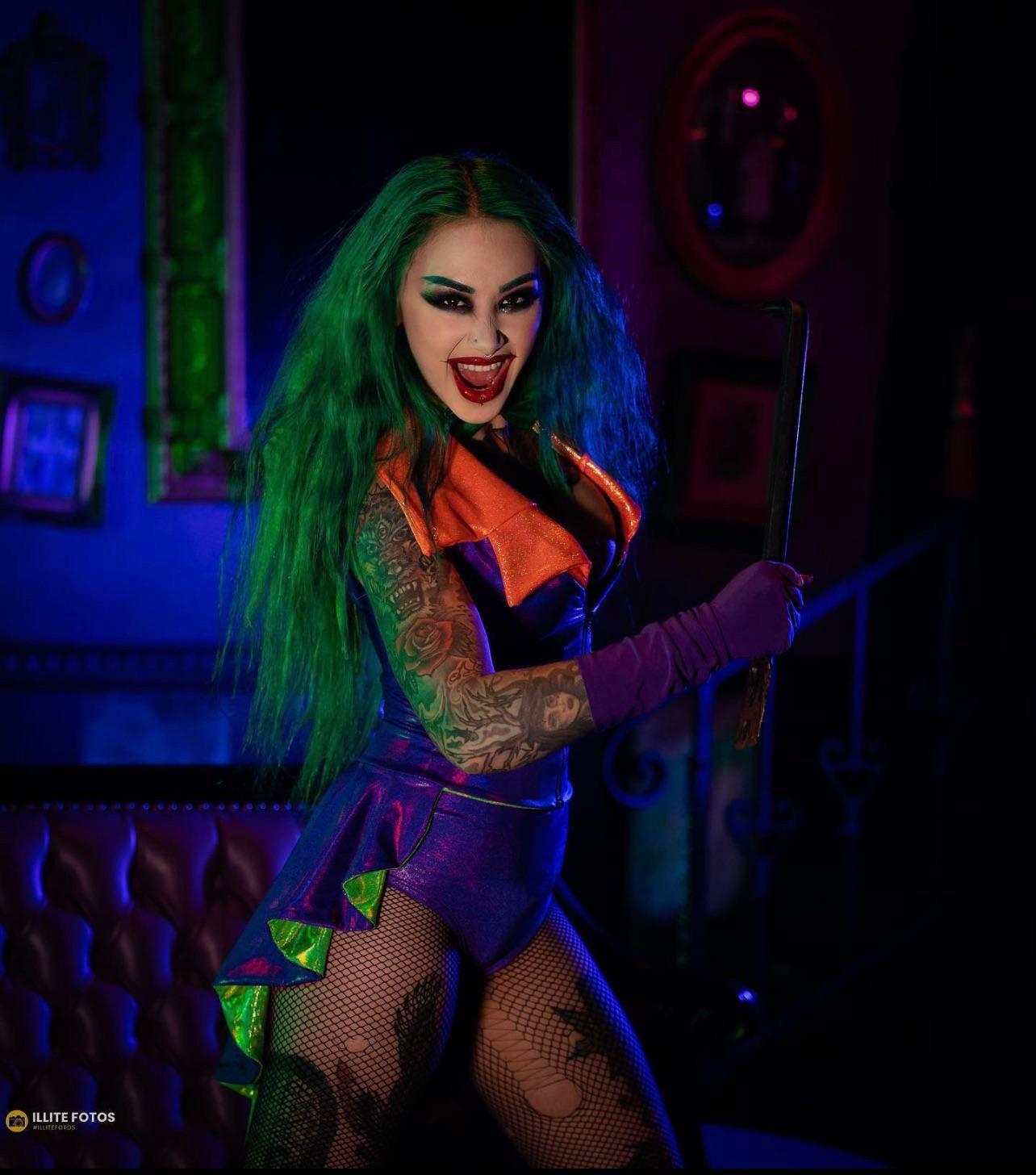 Shotzi Blackheart as Joker | Scrolller