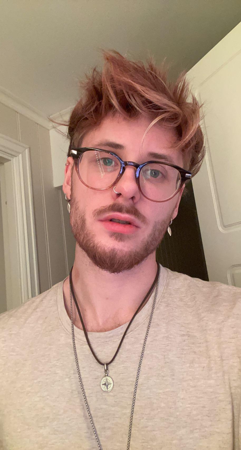 Should I Grow My Beard Like This Again Idk Scrolller