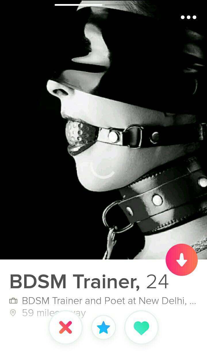 Should i swipe right? | Scrolller