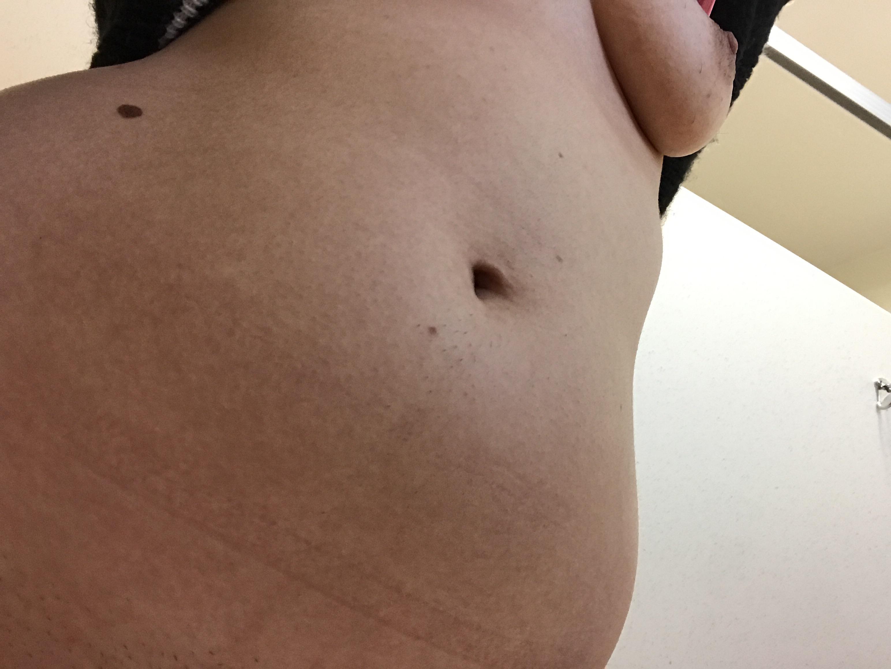 Showing my tummy | Scrolller