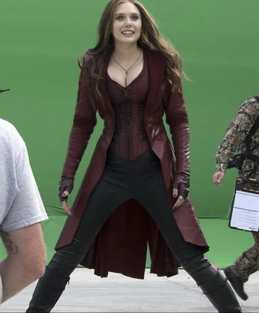 Showing off for Elizabeth Olsen joi (Dom preferred) | Scrolller