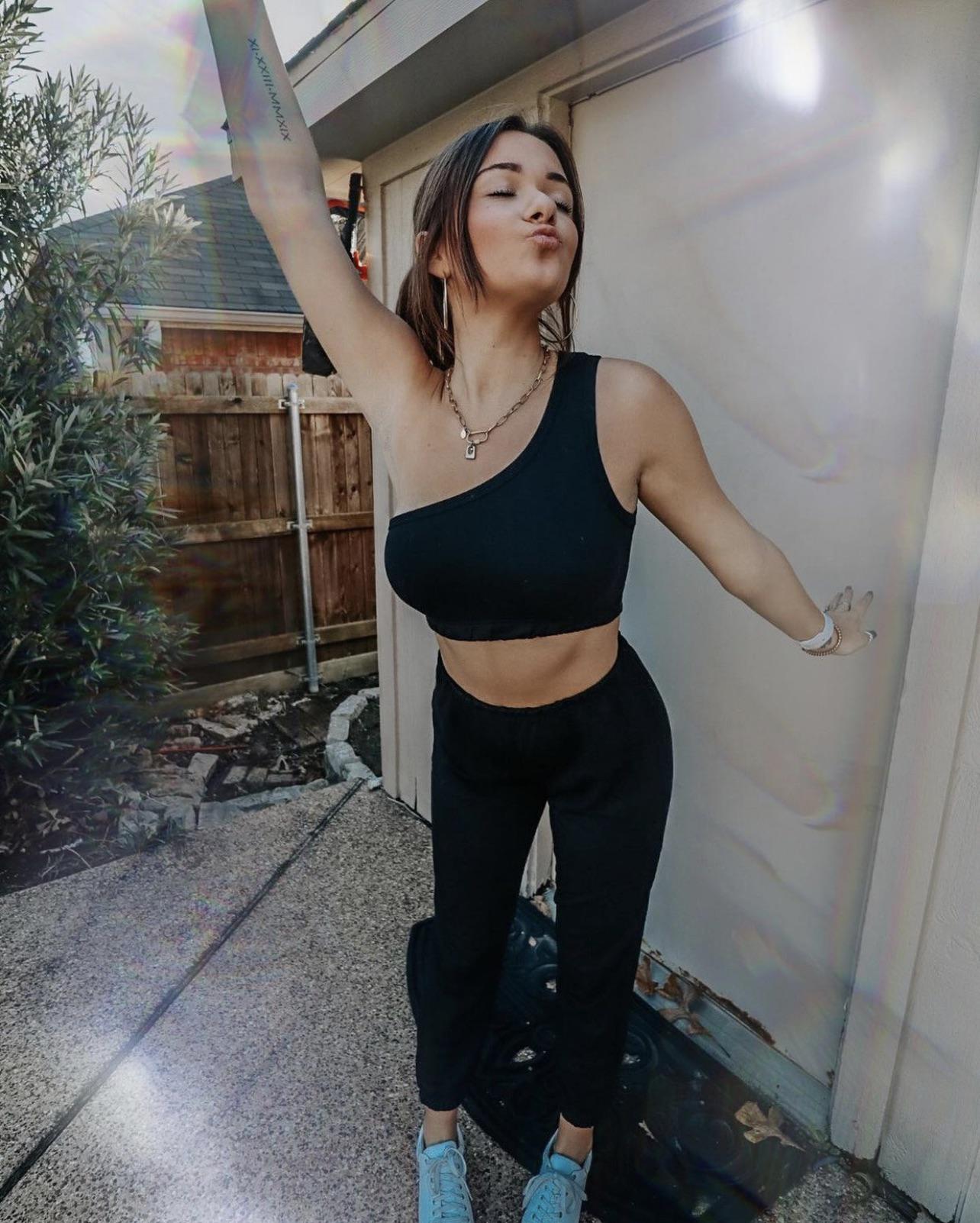 Showing them off | Scrolller