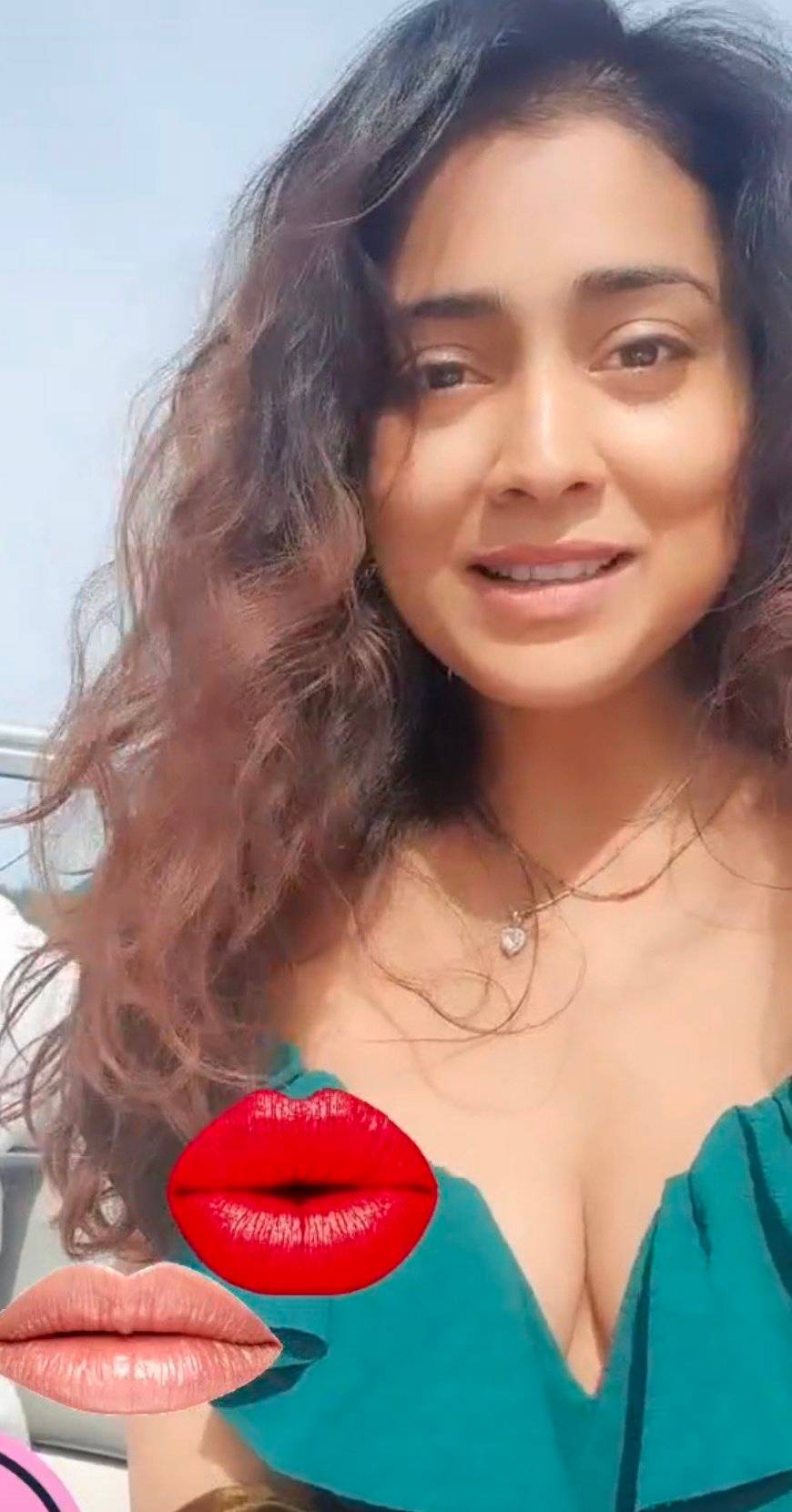 Shriya Saran! Evergreen Cleavage Queen | Scrolller