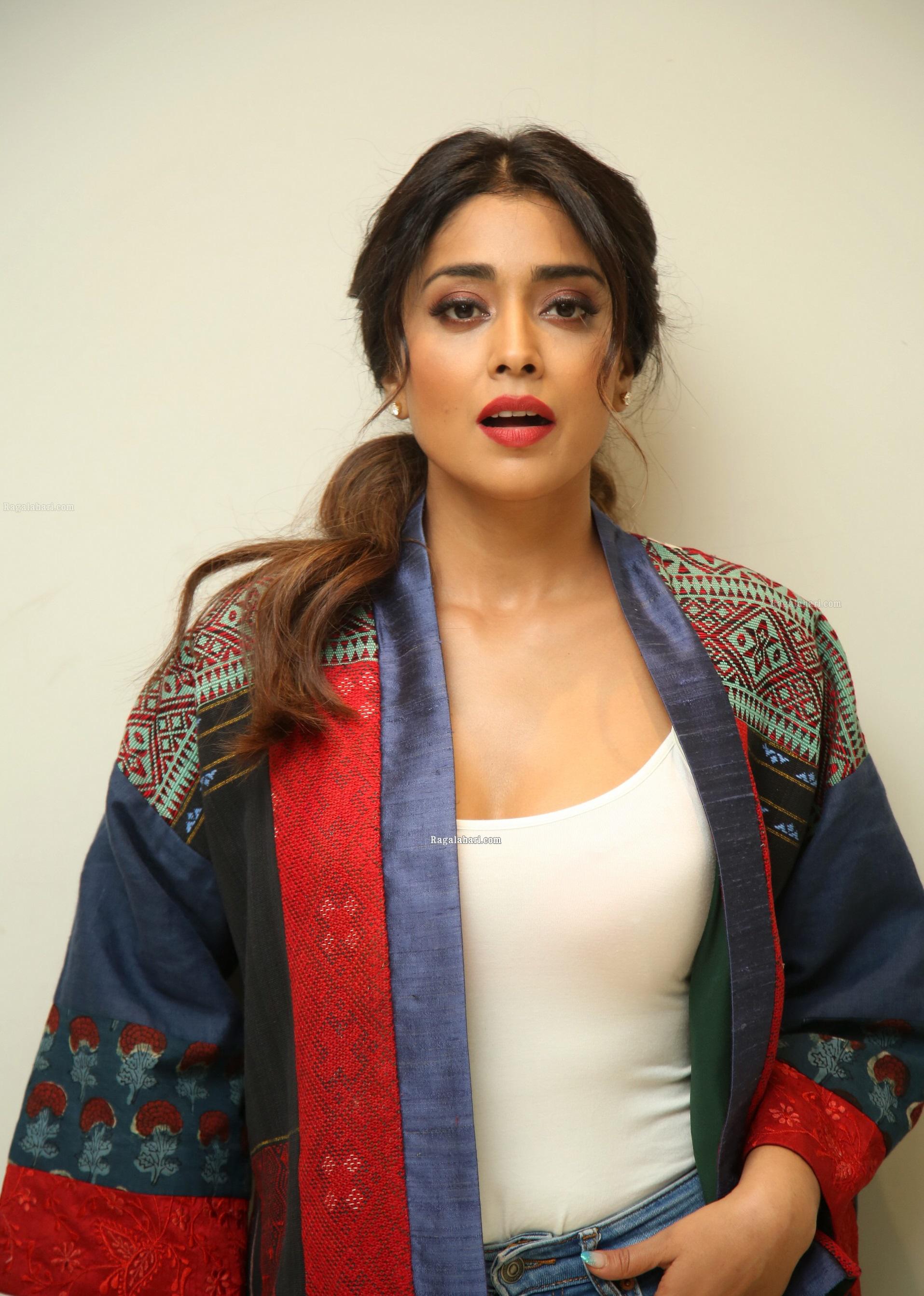 Shriya Saran Her Open Mouth Is Making Me Fucking Hard 👀🥵🍆🍆🍆 Scrolller 1090
