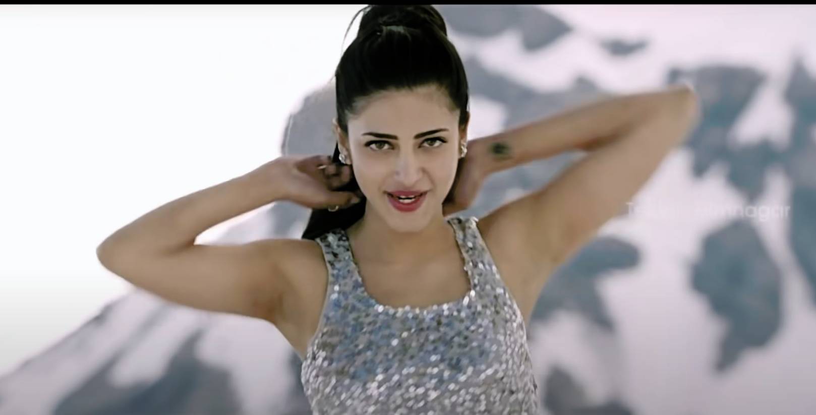Shruti Hassan | Scrolller