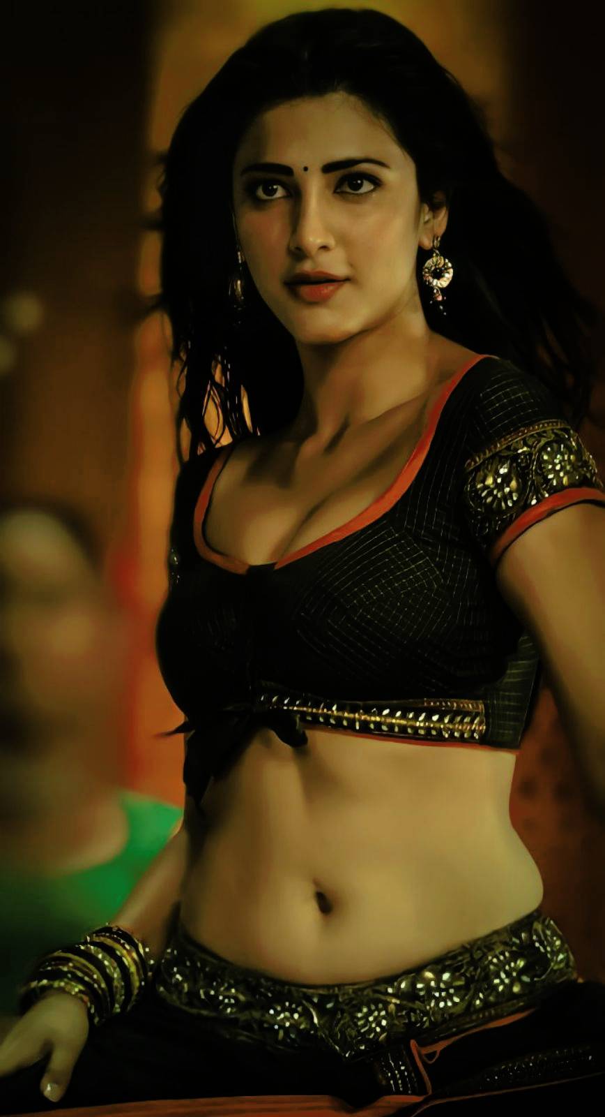 Shruti Hassan's navel is all fruit🥵💦 | Scrolller
