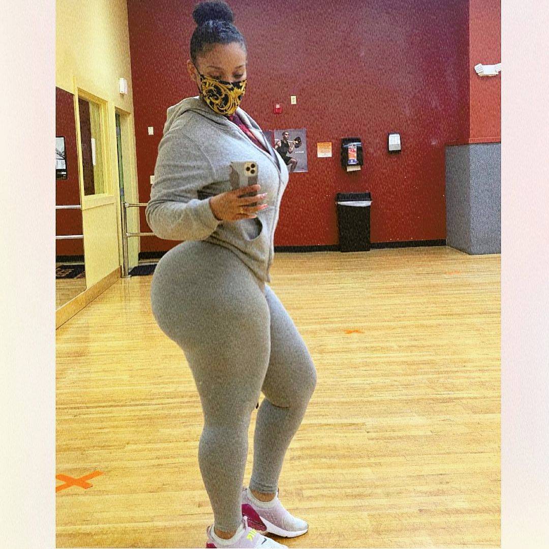 ShyGreyy azz phat like a race horse! 😈🍆🍑🐎 | Scrolller