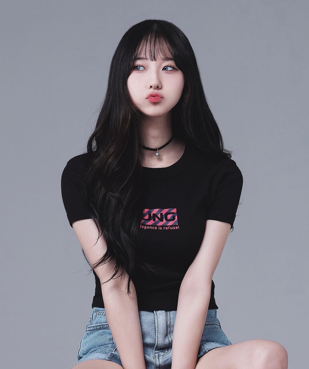 Side glance | Scrolller