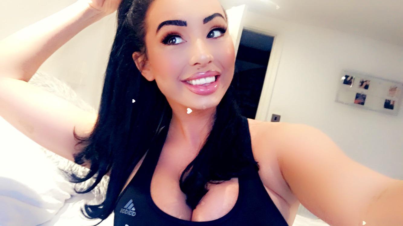 SILLY SMILE 🤪 | Scrolller