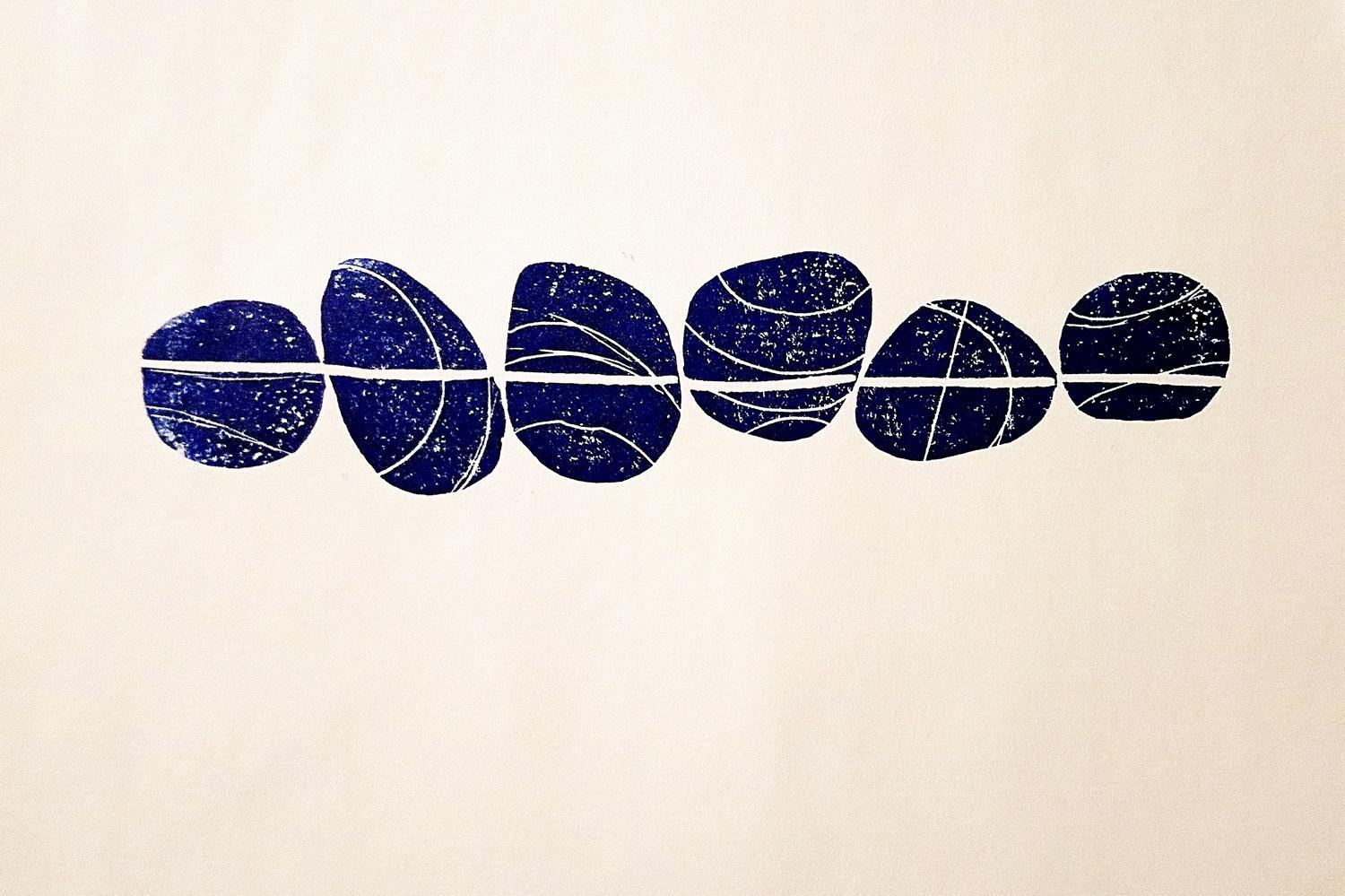 Simple but fun - hot cross stones | Scrolller