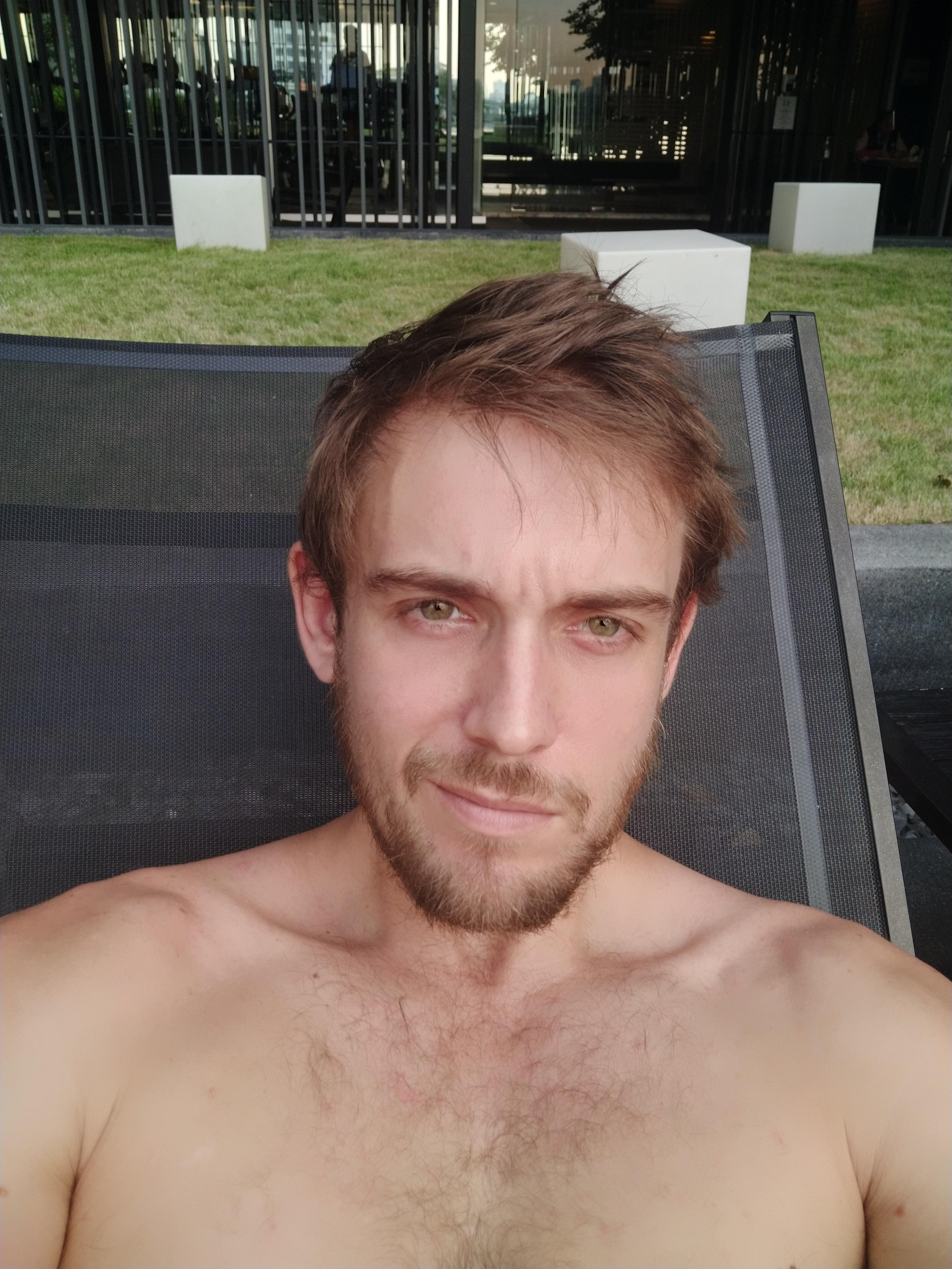 A simple selfie at the swimming pool :) | Scrolller