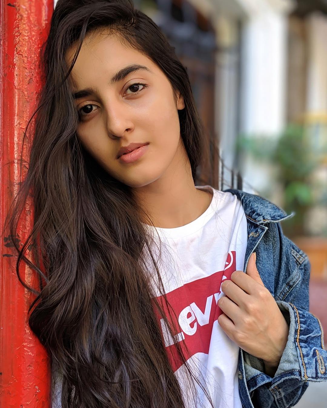 Simrat Kaur | Scrolller