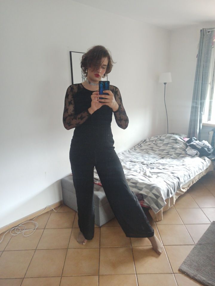 Am I true? | Scrolller