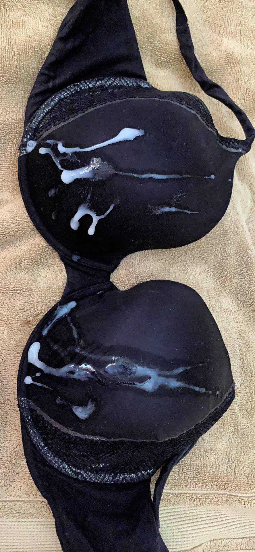 Sister in laws bra gets sprayed | Scrolller