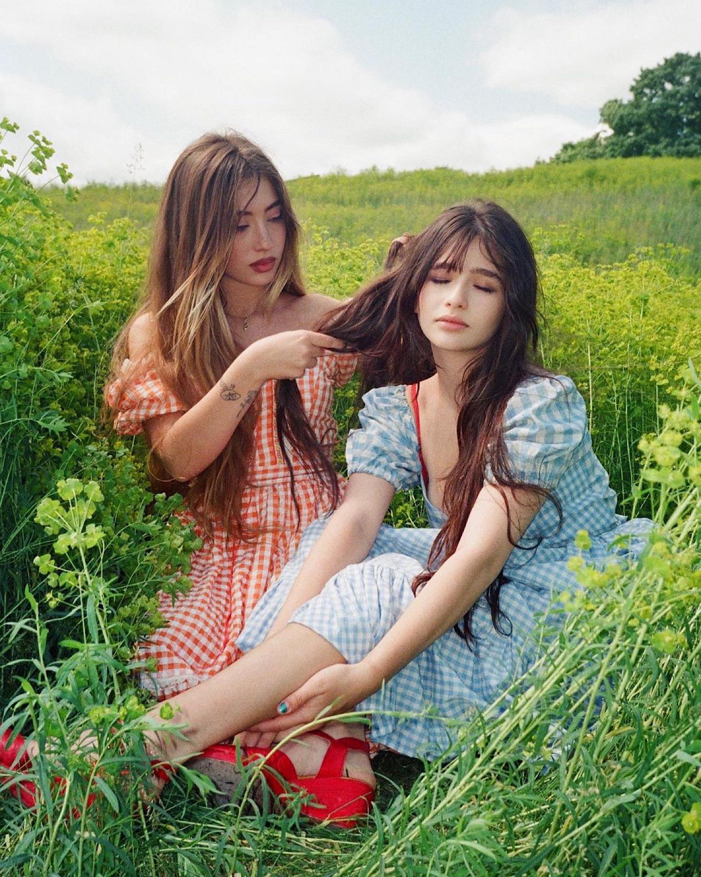 Sisterhood moment | Scrolller