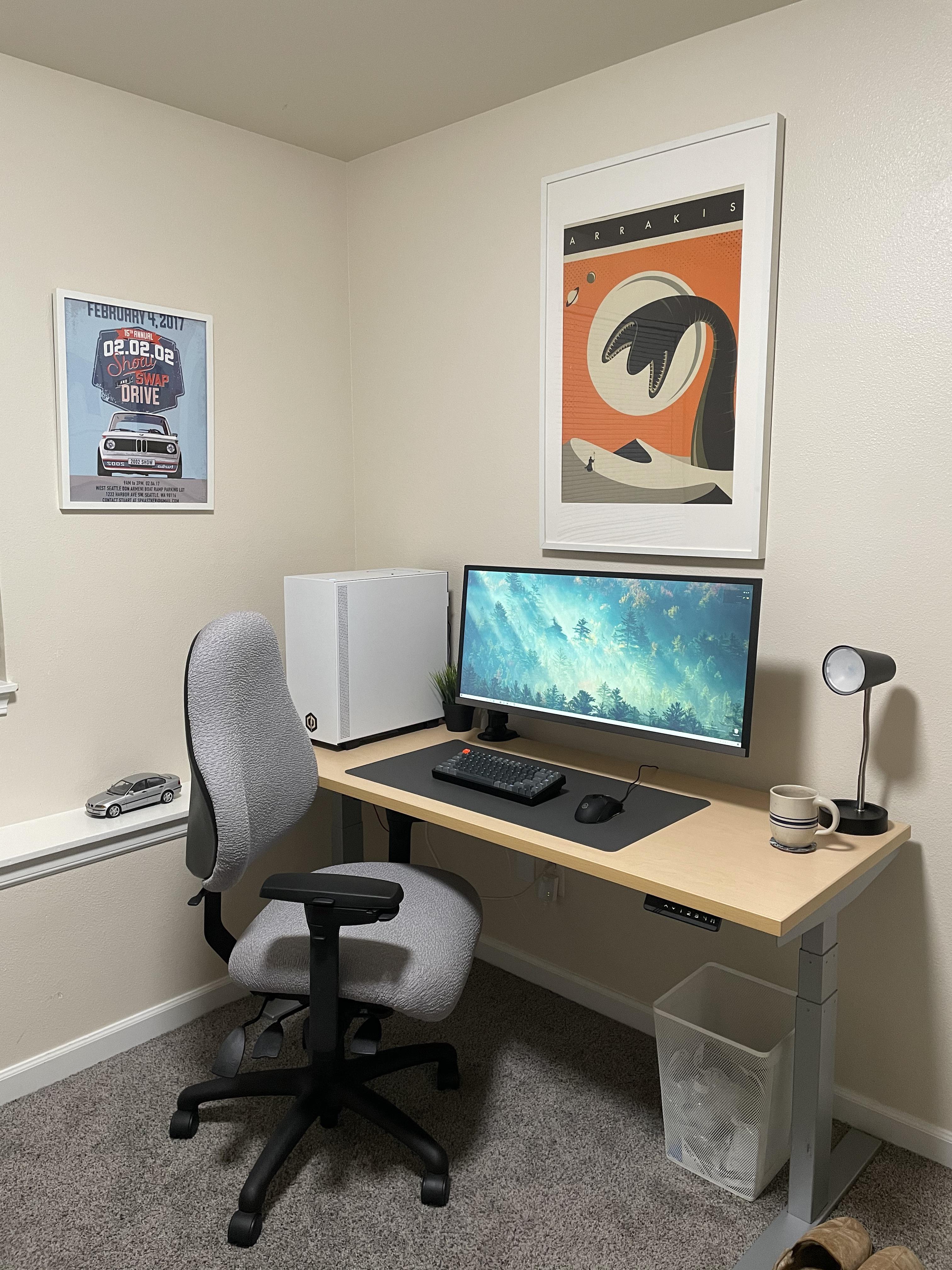 Sit-stand Setup | Scrolller