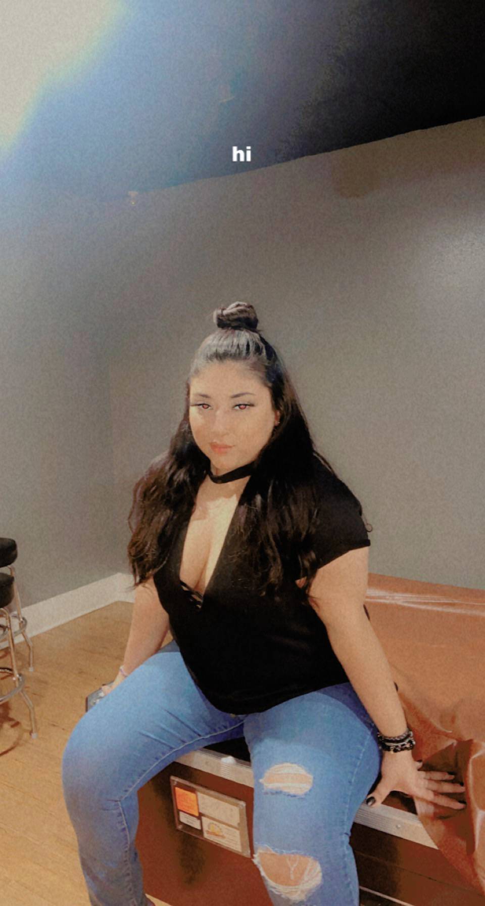 Sitting pretty💁🏽‍♀️ | Scrolller