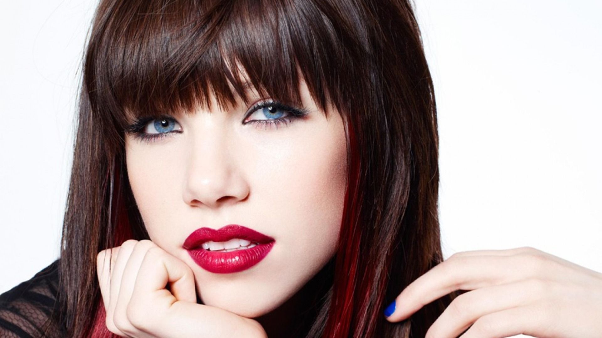 Size Queen Carly is unimpressed by your offering | Scrolller