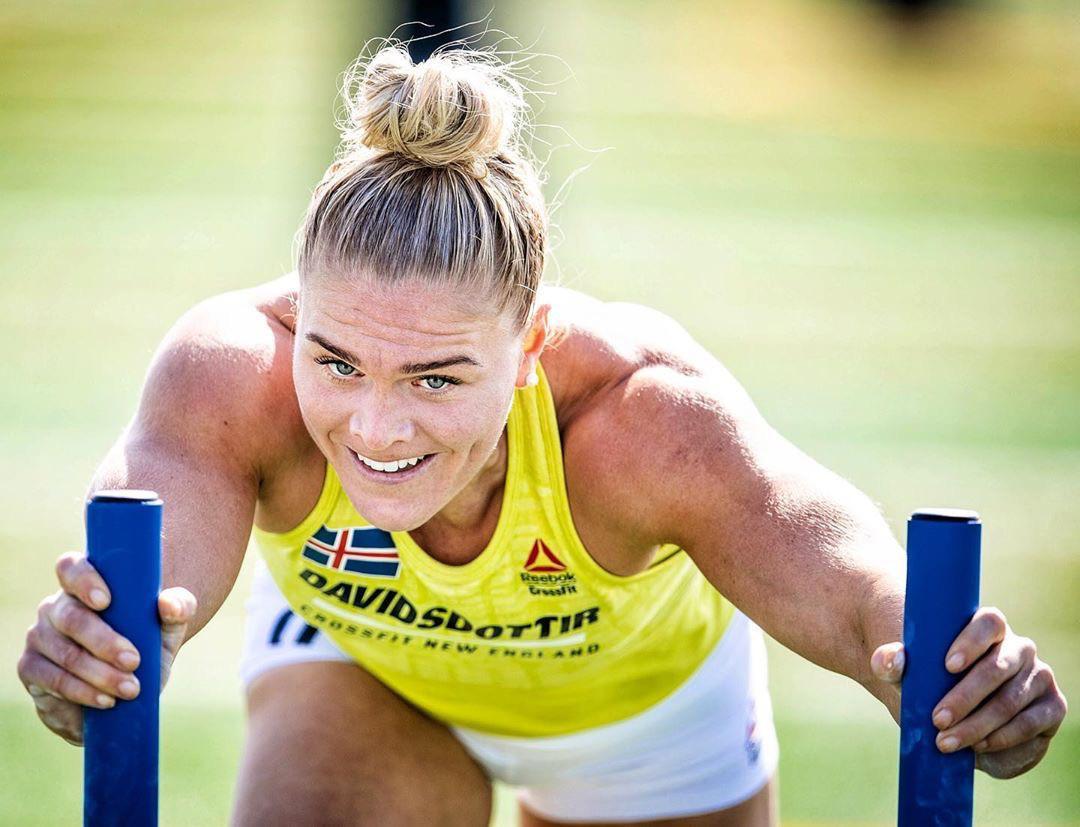 Sled pushing | Scrolller