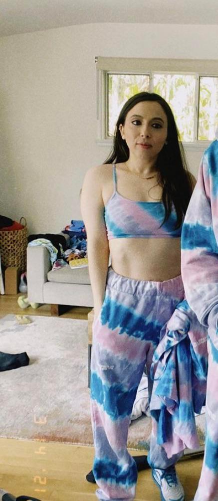 Sleepover by Esther | Scrolller