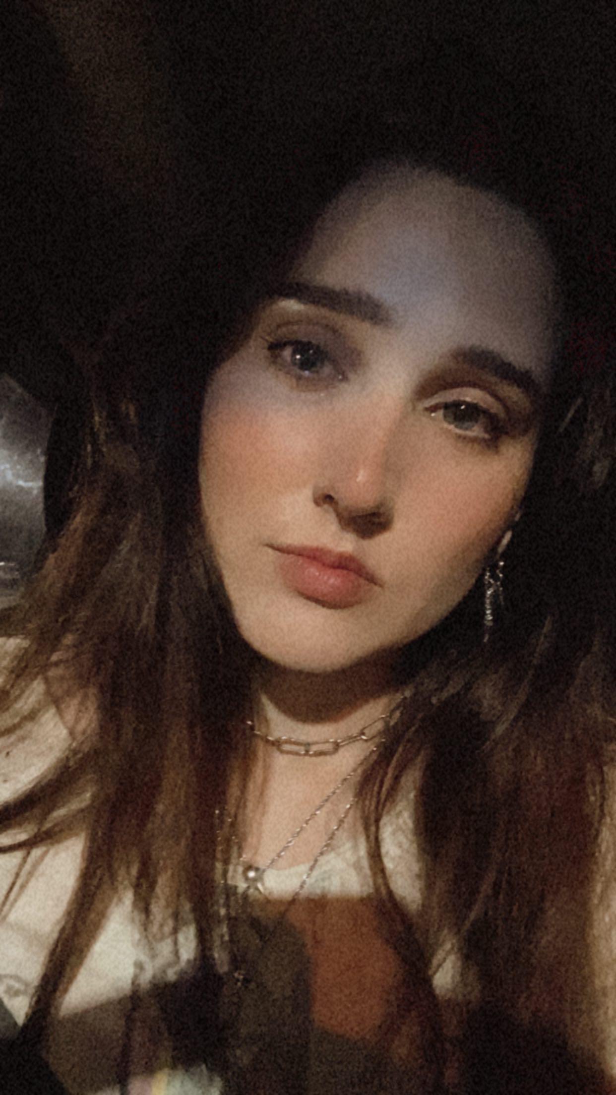 Sleepy (18+) | Scrolller