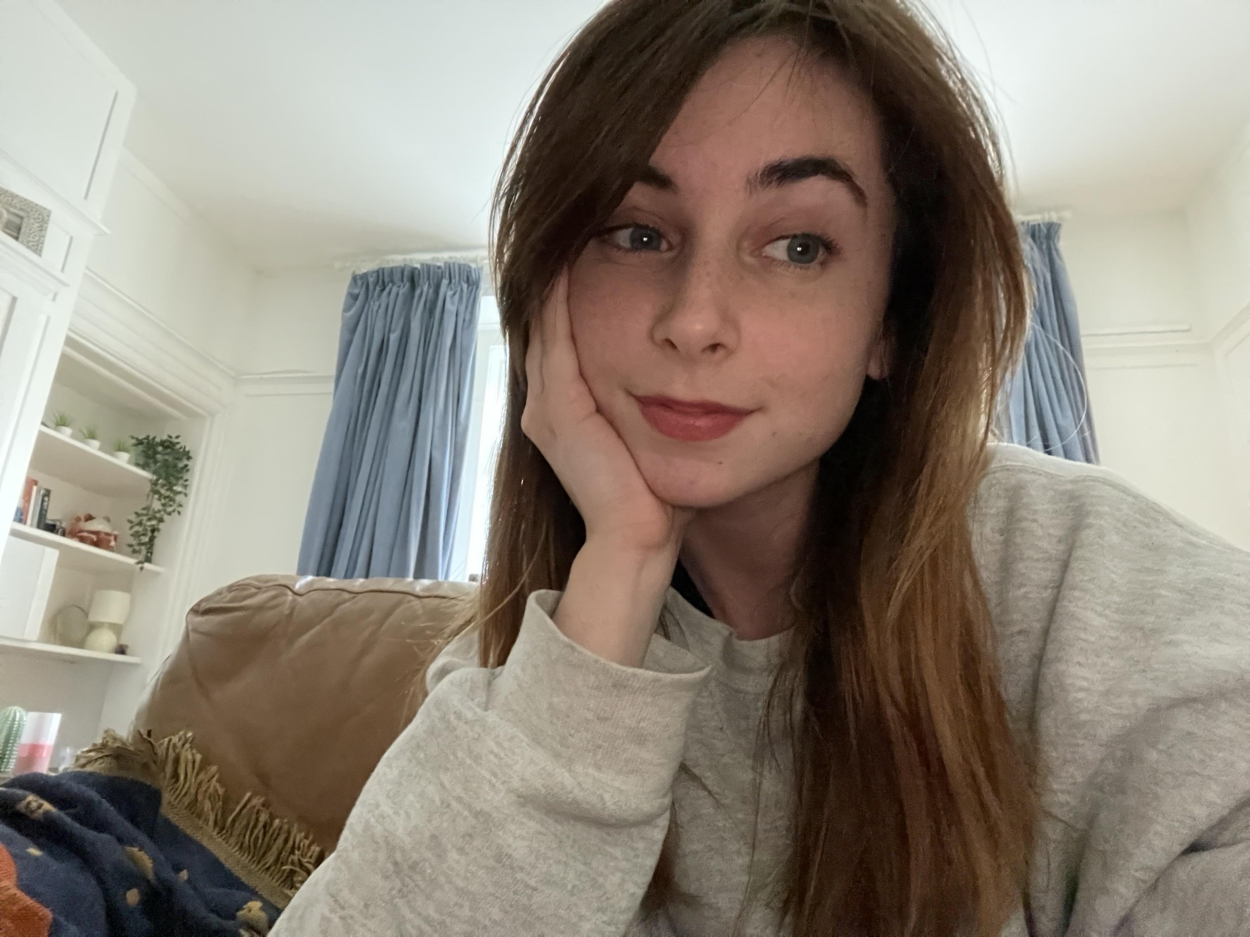 Sleepy afternoon!! | Scrolller