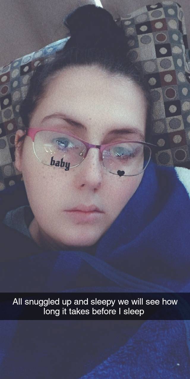 Sleepy baby | Scrolller