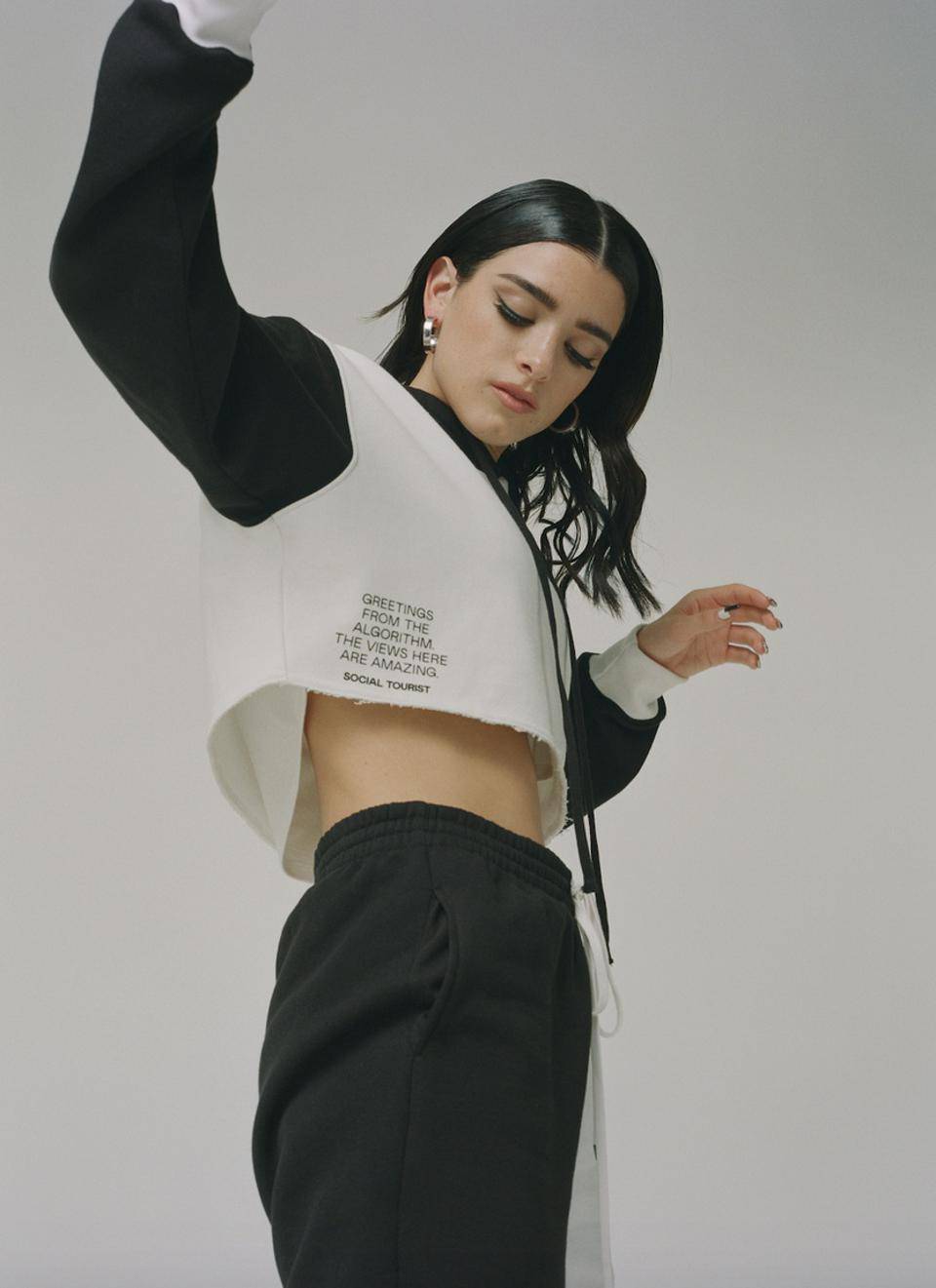 Sliding In | Scrolller