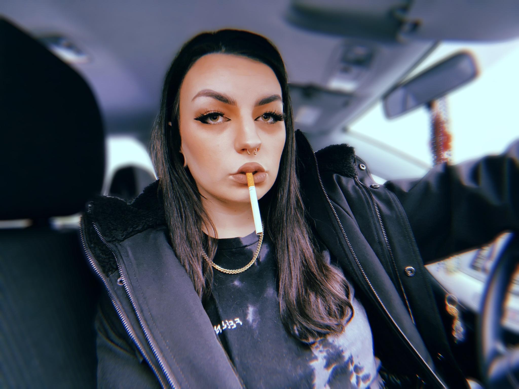 slipped away to my car on break | Scrolller