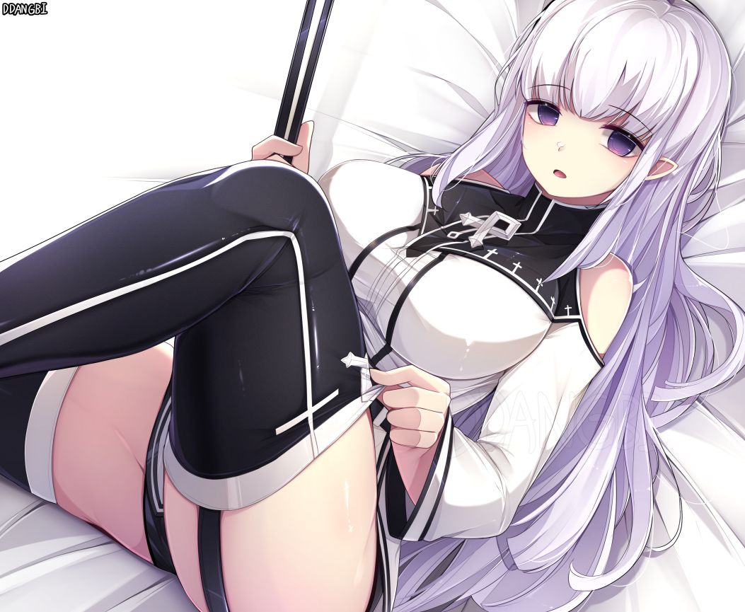 Sliver Haired Elf [Original] | Scrolller