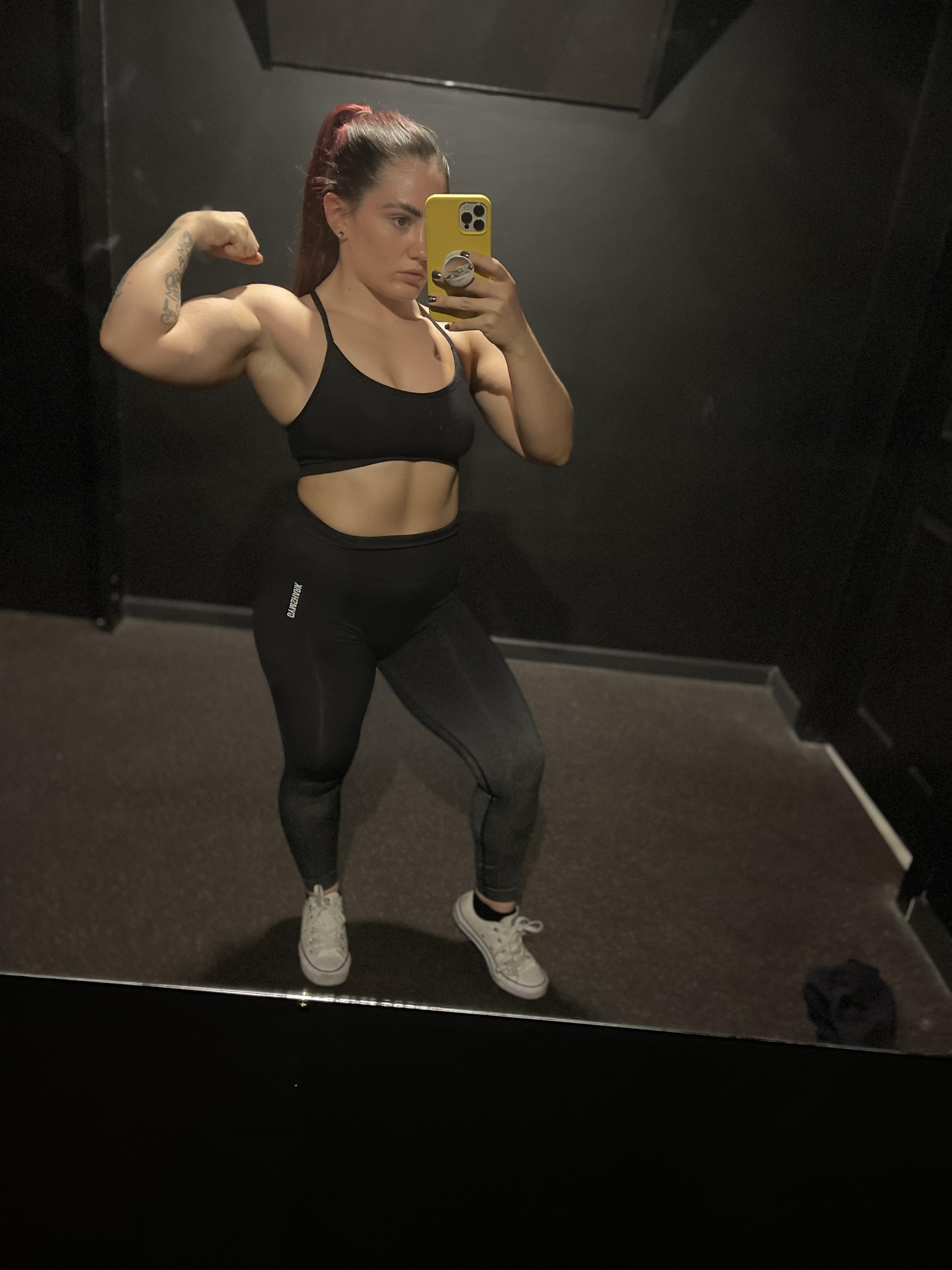 Slowly getting leaner 💪🏻🥰 just wanna be able to crush skulls with my thighs 😈 | Scrolller